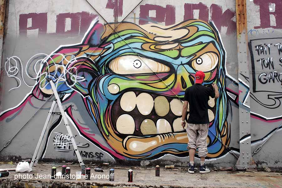 Darwin se met au Graff