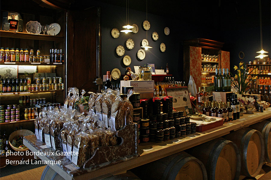 L’ECHOPPE DE LA LUNE propose à ses clients de croquer dans l’histoire ...